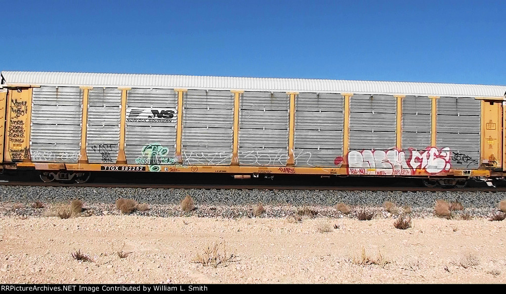 WB Manifest Frt at Erie NV -89